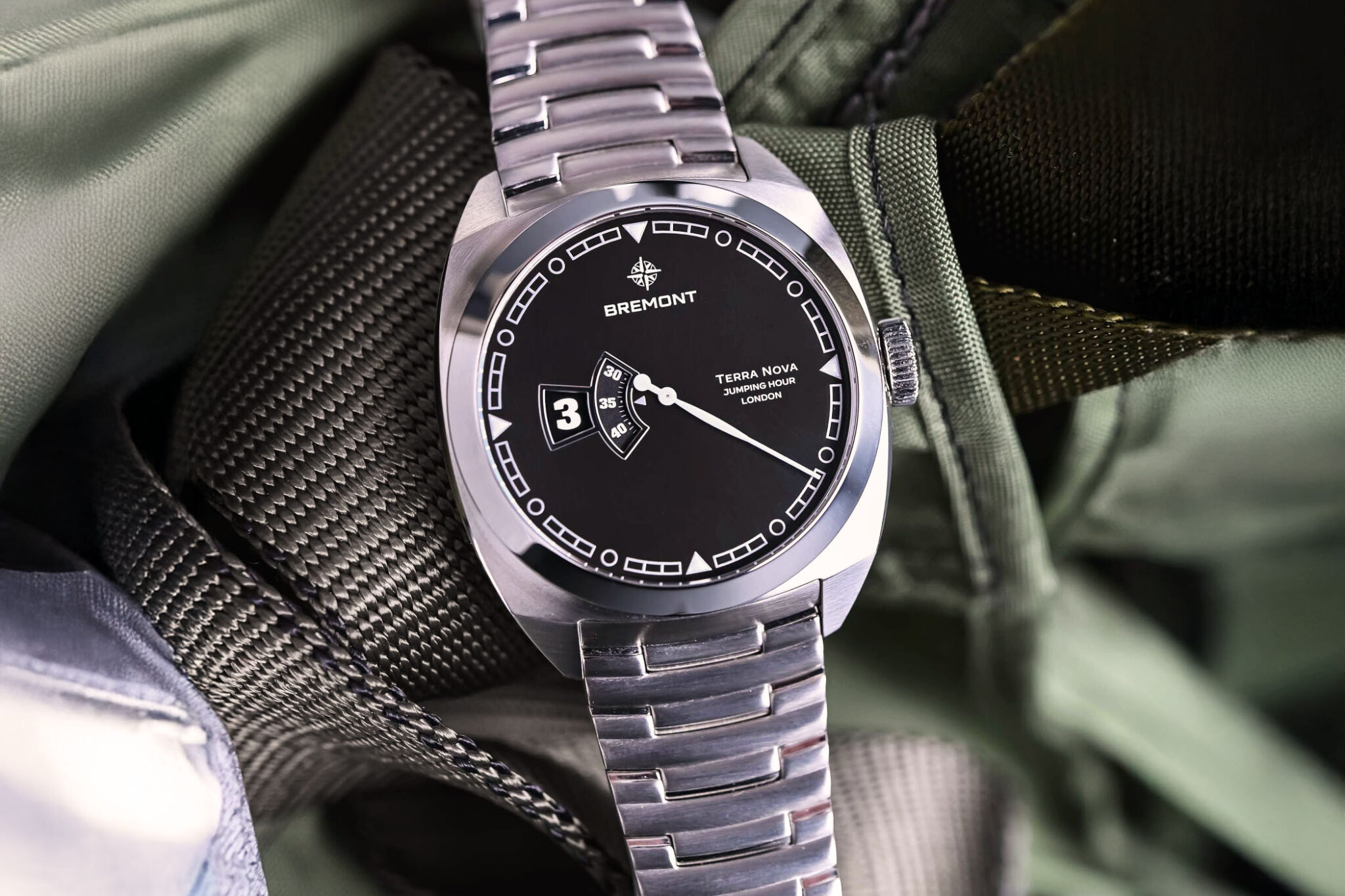 First Look: The Terra Nova Jumping Hour, an Unexpected Move from Bremont