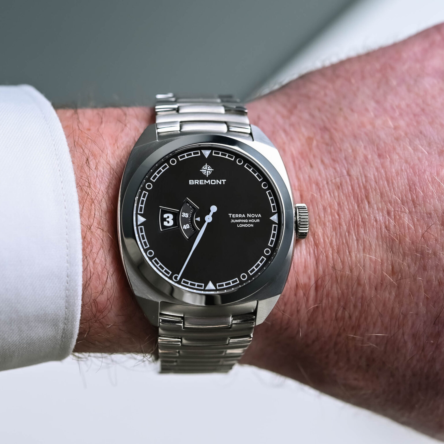 First Look: The Terra Nova Jumping Hour, an Unexpected Move from Bremont