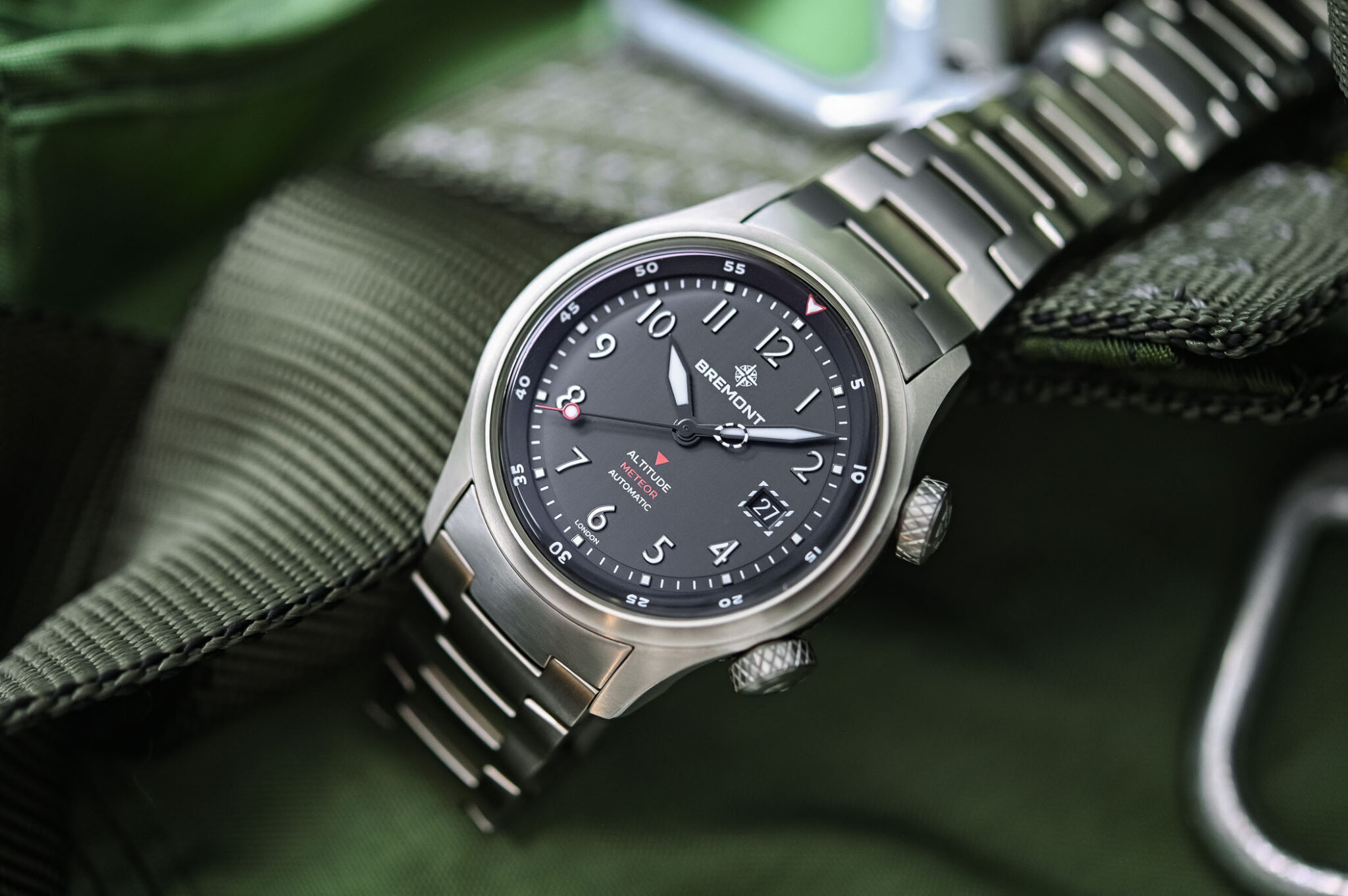 Hands-On: The Bremont Altitude MB Meteor, The Comback of the Trip-Tick Case