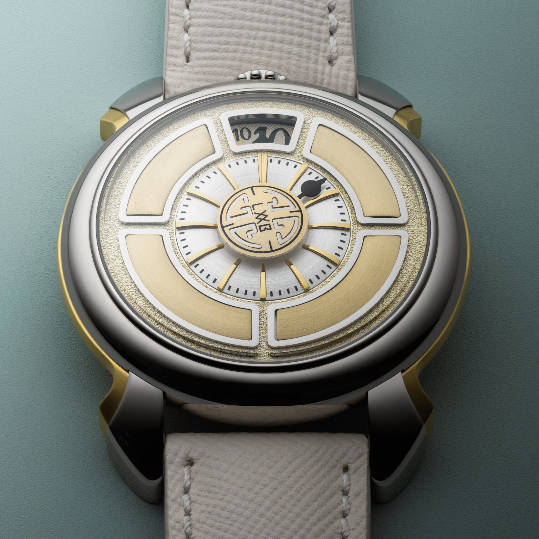 Introducing: The Gagà Laboratorio Labormatic Cinquanta Champagne & Azzurro