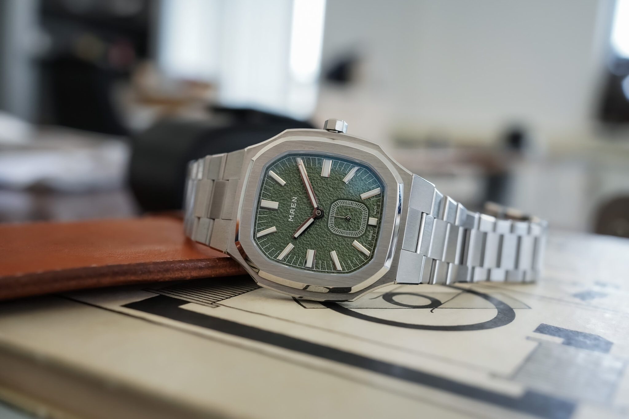 Hands-On: The New & Compact Maen Manhattan 37mm Ultra-Thin